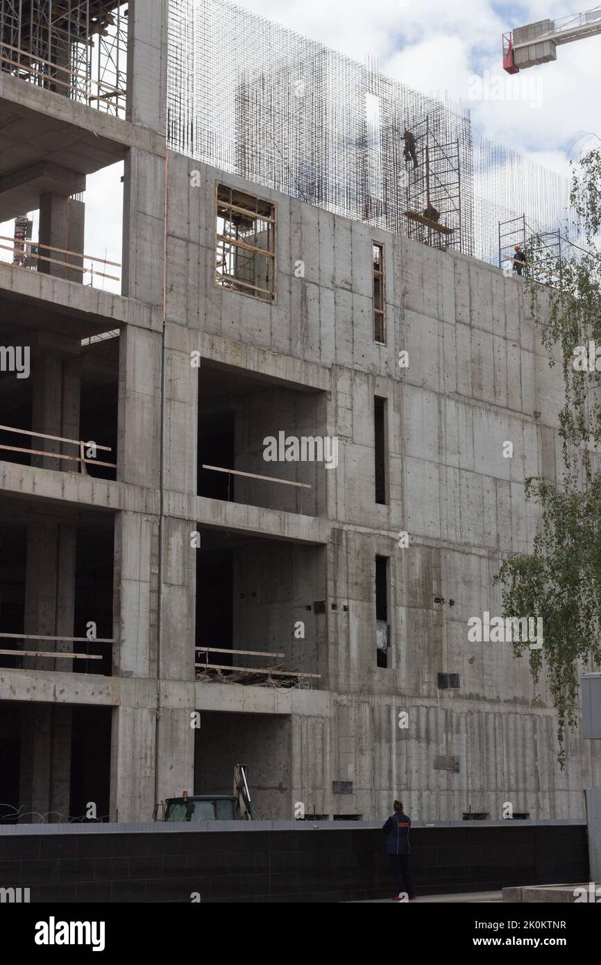 Construction of entertainment center "Hollywood" near the Pionerskaya ...