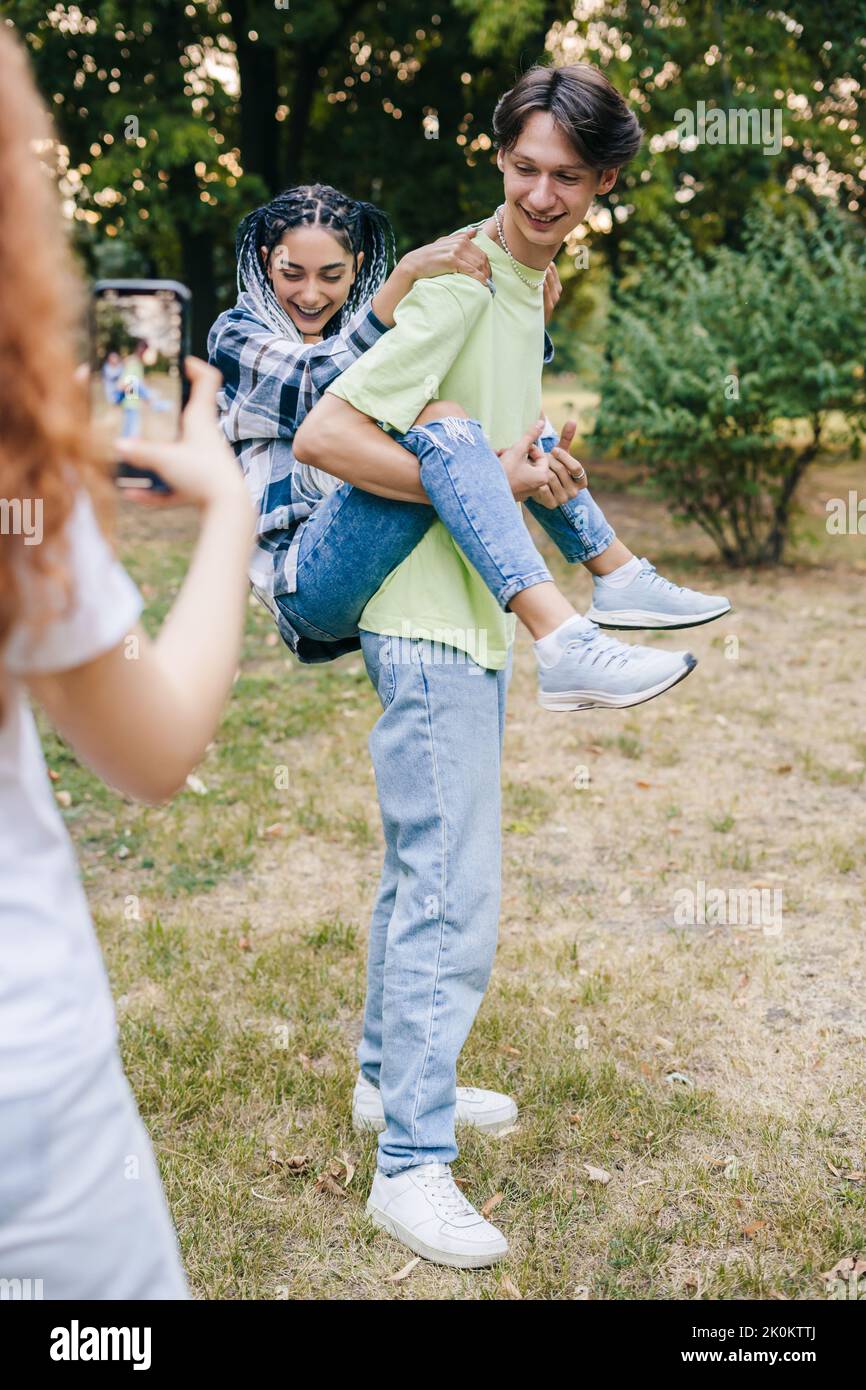 Teenager girl filming smartphone hi-res stock photography and images ...