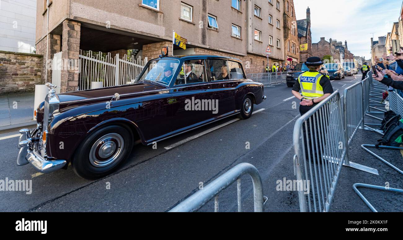 Royal Mile, Edinburgh, Scotland, UK, 12th September 2022. Queen ...