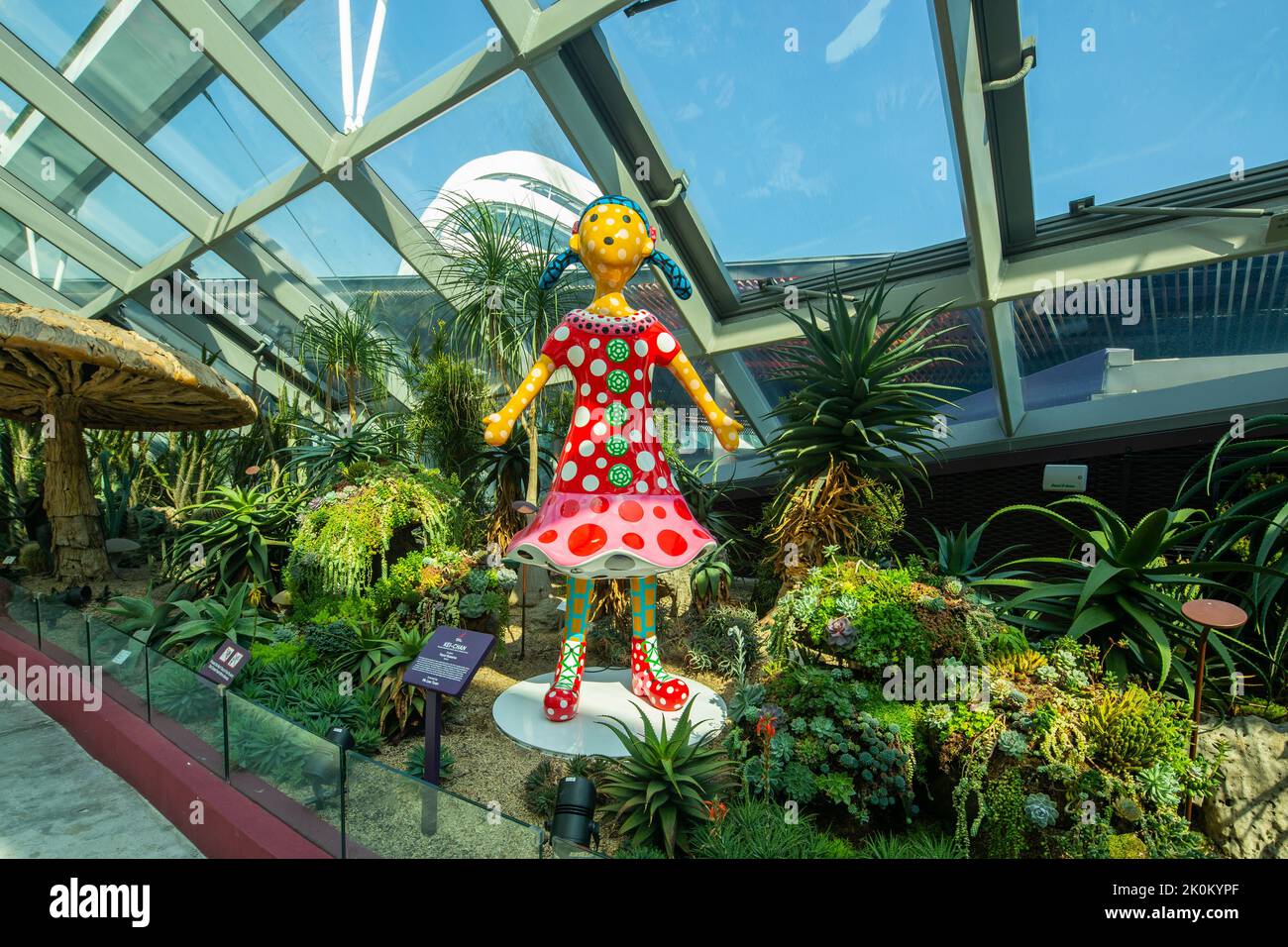 Charming garden aesthetic hi-res stock photography and images - Alamy