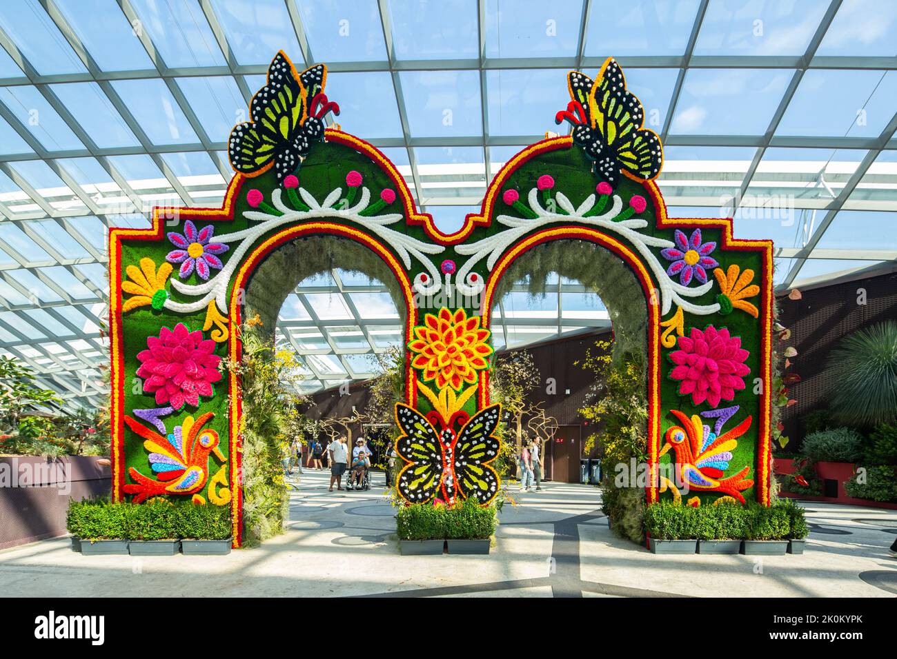 Eye catching showcases vibrant floral interpretations and icons of ... Eye catching showcases vibrant floral interpretations and icons of ...