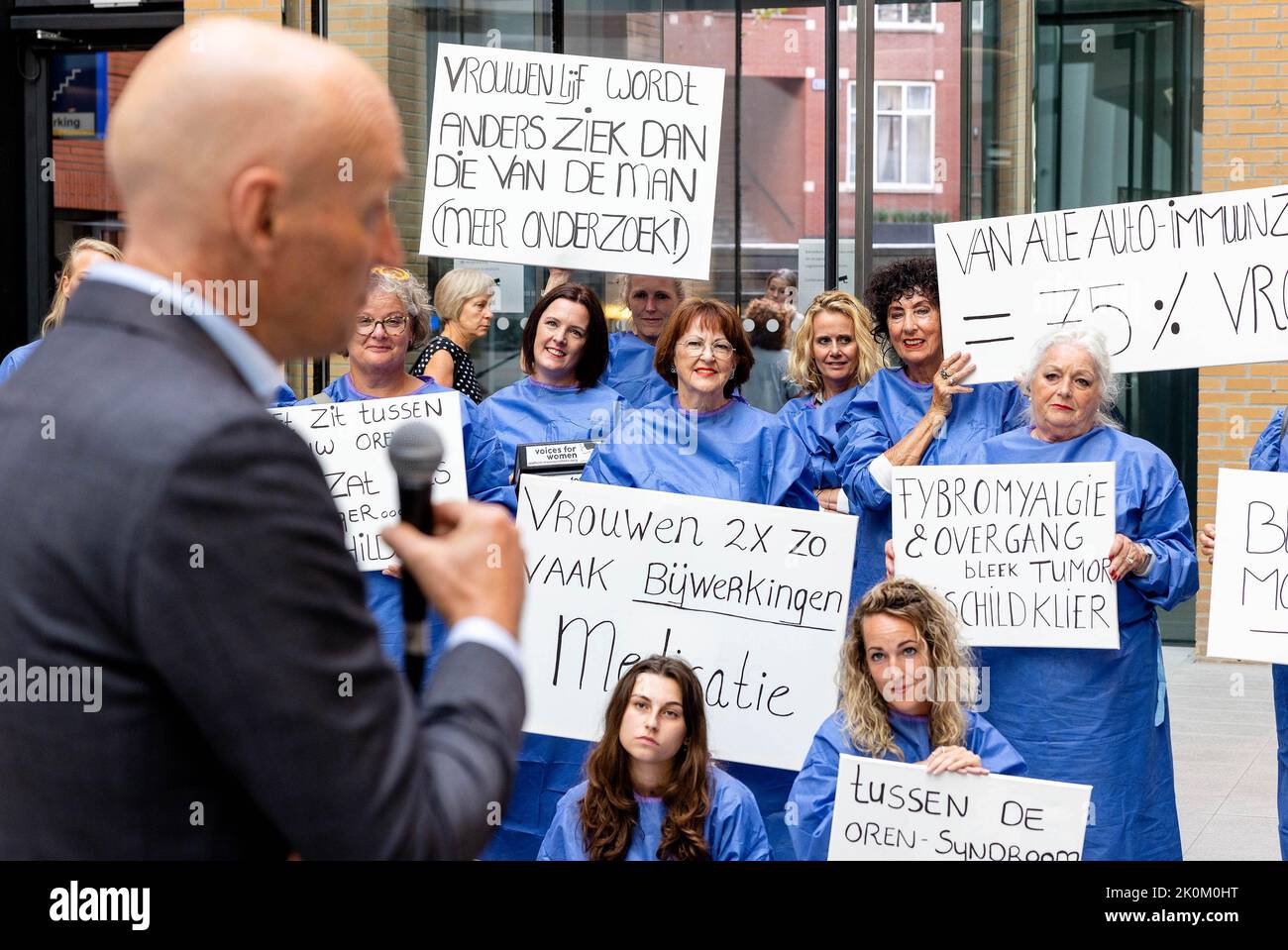 2022-09-12 16:23:49 THE HAGUE - Members of the Voices for Women ...