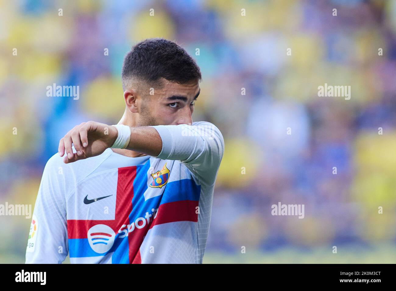 Ferran torres barcelona september 2022 hi-res stock photography and ...
