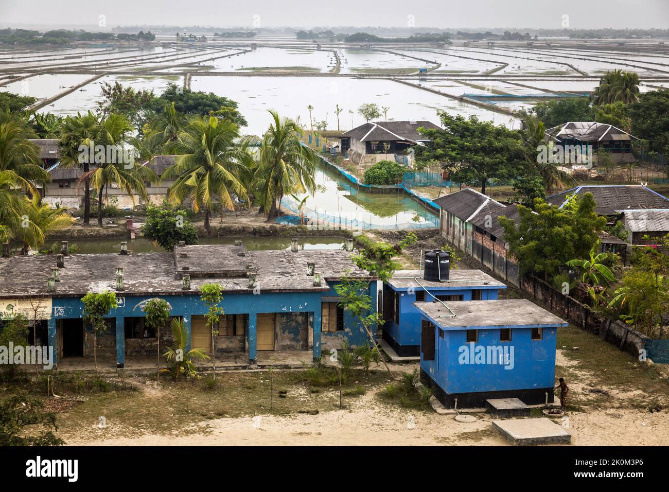 Villagers in the flood zone near Shyamnagar. The people in the small settlements along the ...