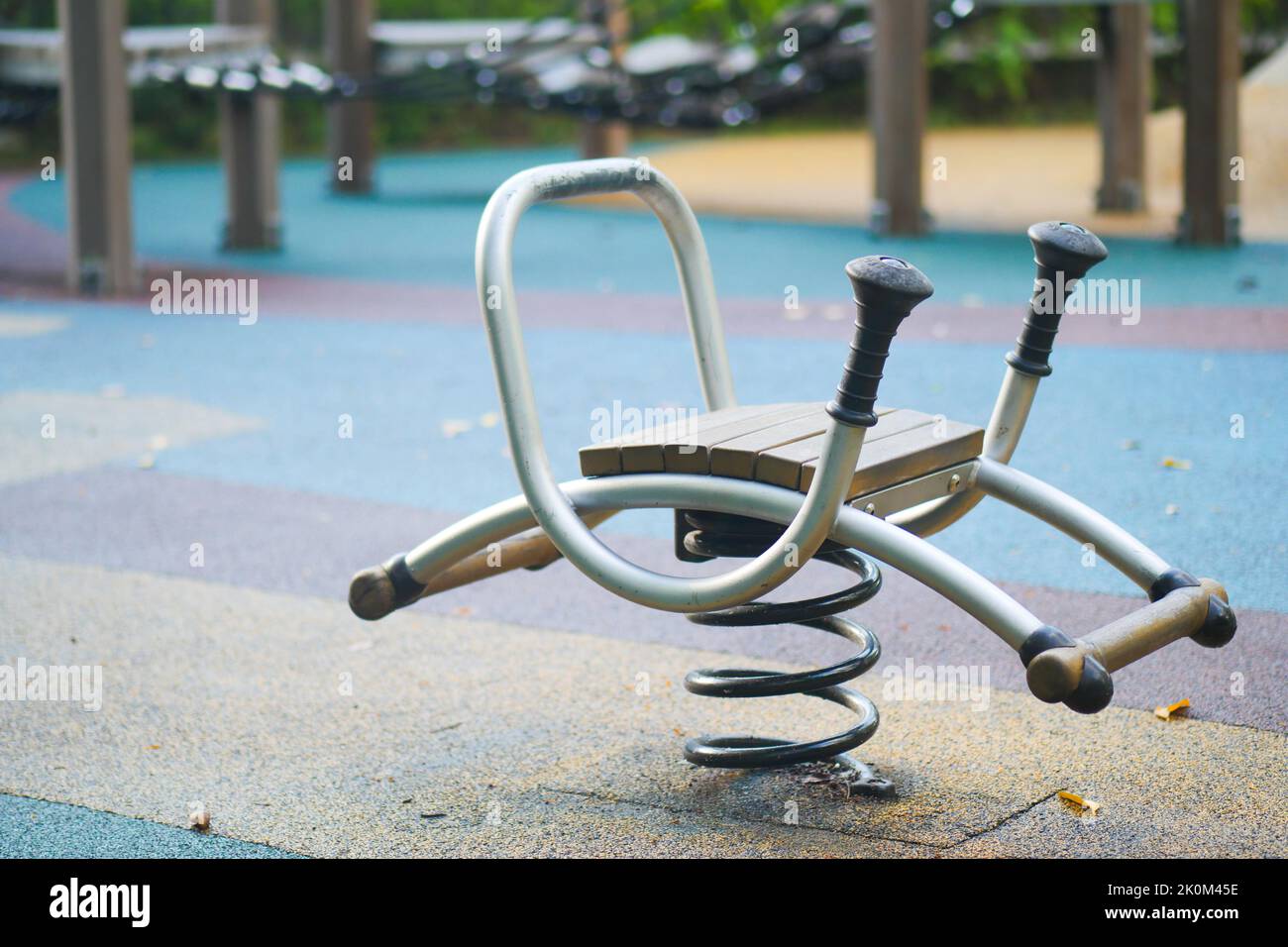 Outdoor fitness machines in a park in singapore Stock Photo - Alamy