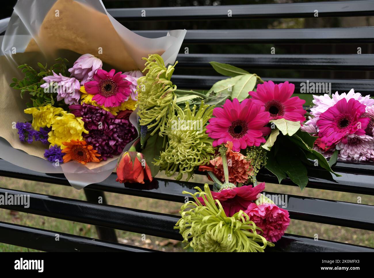 Queen Elizabeth II Platinum Jubilee 2022 Bench With Flowers And A ...