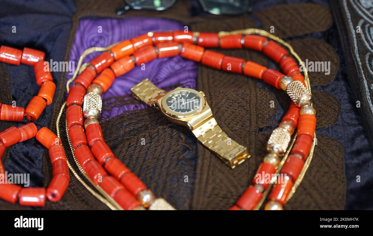 Traditional Attire - Yoruba Stock Photo - Alamy