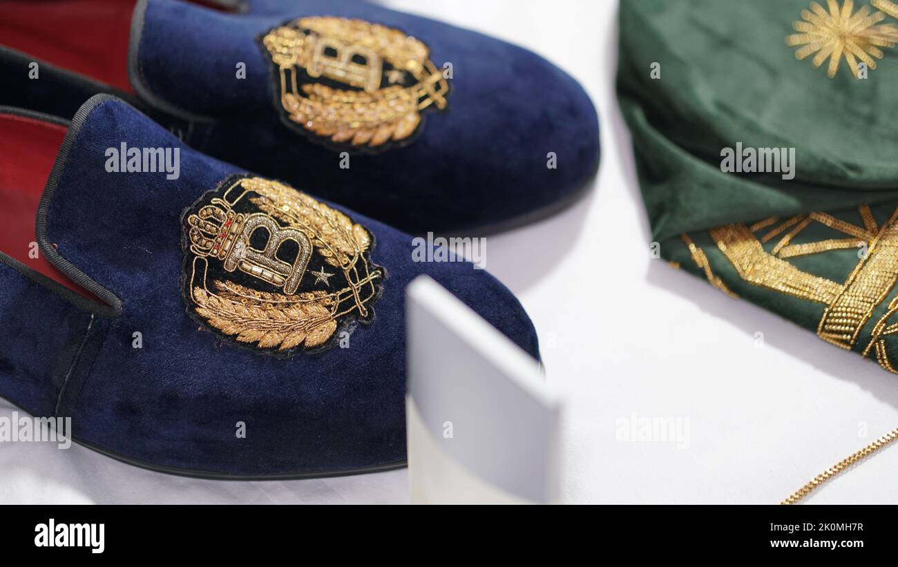 Aso ebi hi-res stock photography and images - Alamy