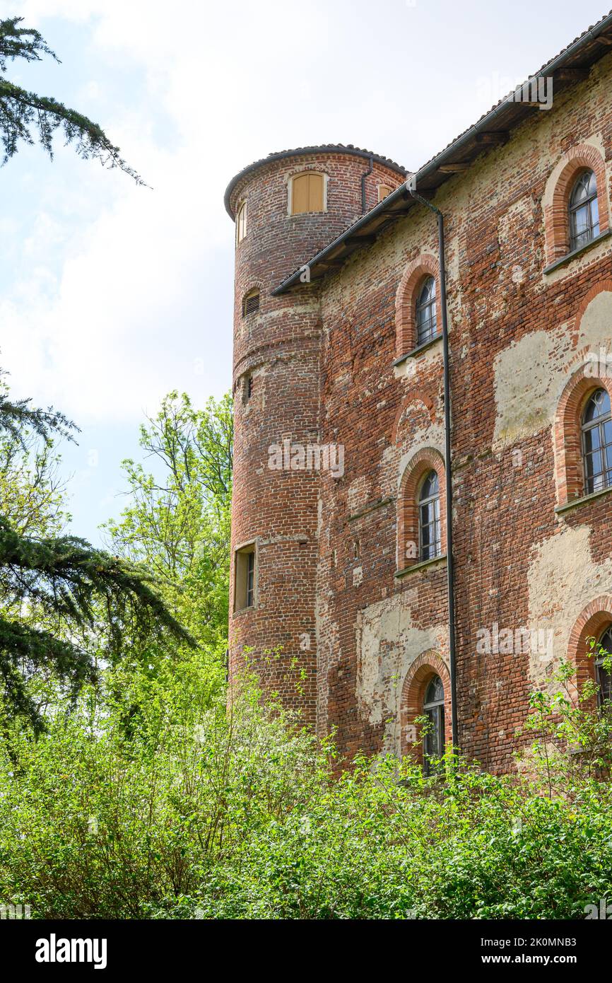 1200s castle hi-res stock photography and images - Alamy