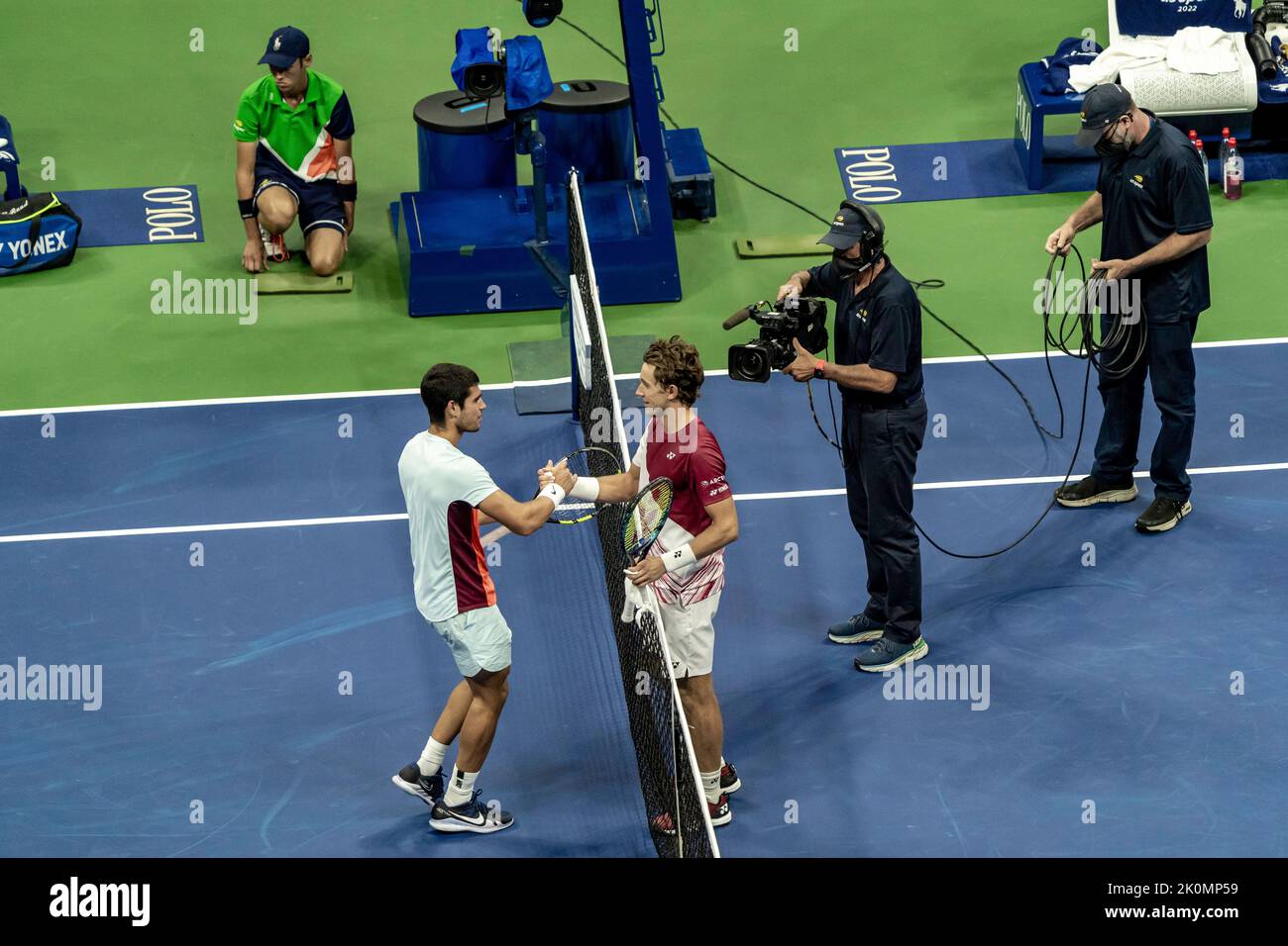 Carlos Alcaraz (ESP) winner, defeats Casper Ruud (NOR) in the men's ...