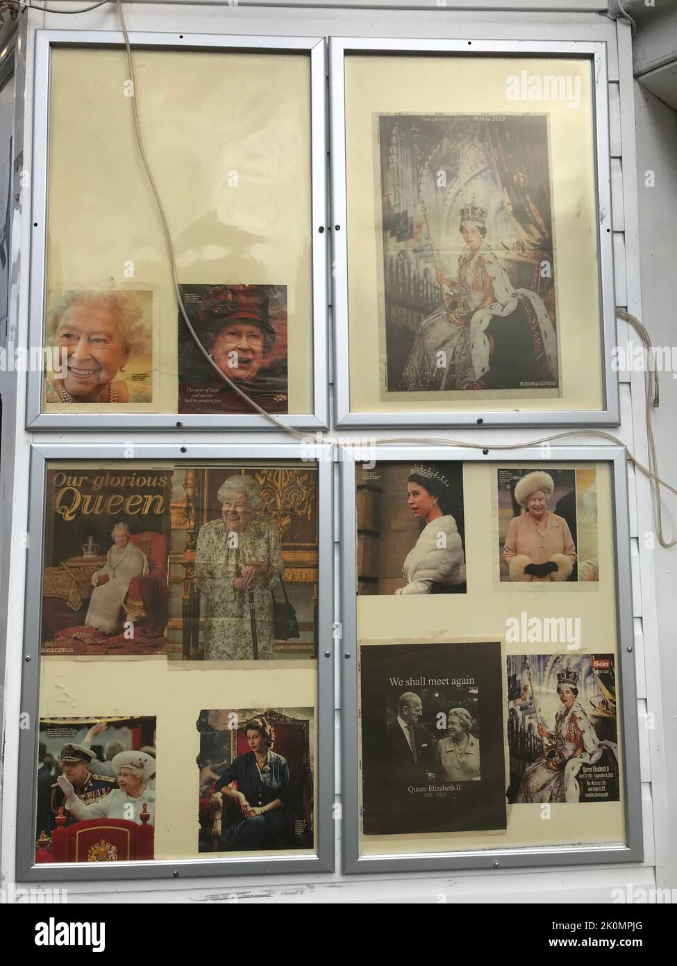 Maidstone UK 12th September 2022 Local store Vasa puts up Queen ...