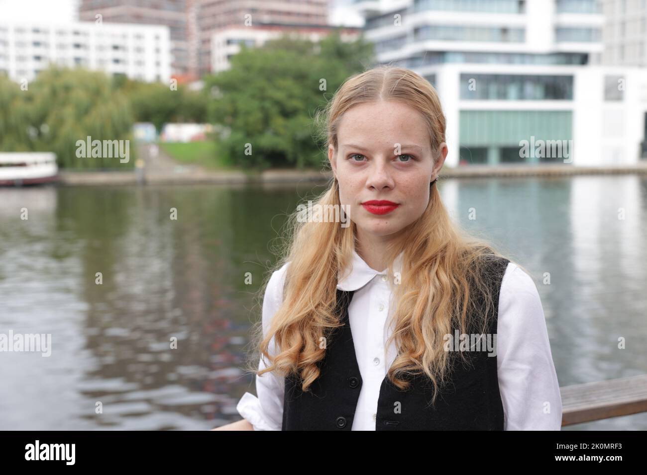 Berlin, Germany. 12th Sep, 2022. Actress Emma Bading comes to the ...