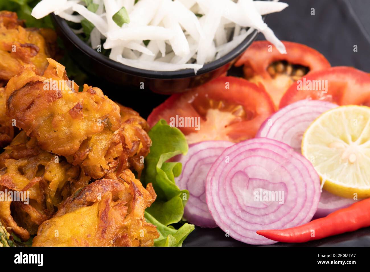 Indian Tea Time Snacks Fritters Onion Pakoda Also Called Pyaz Ke Pakore ...