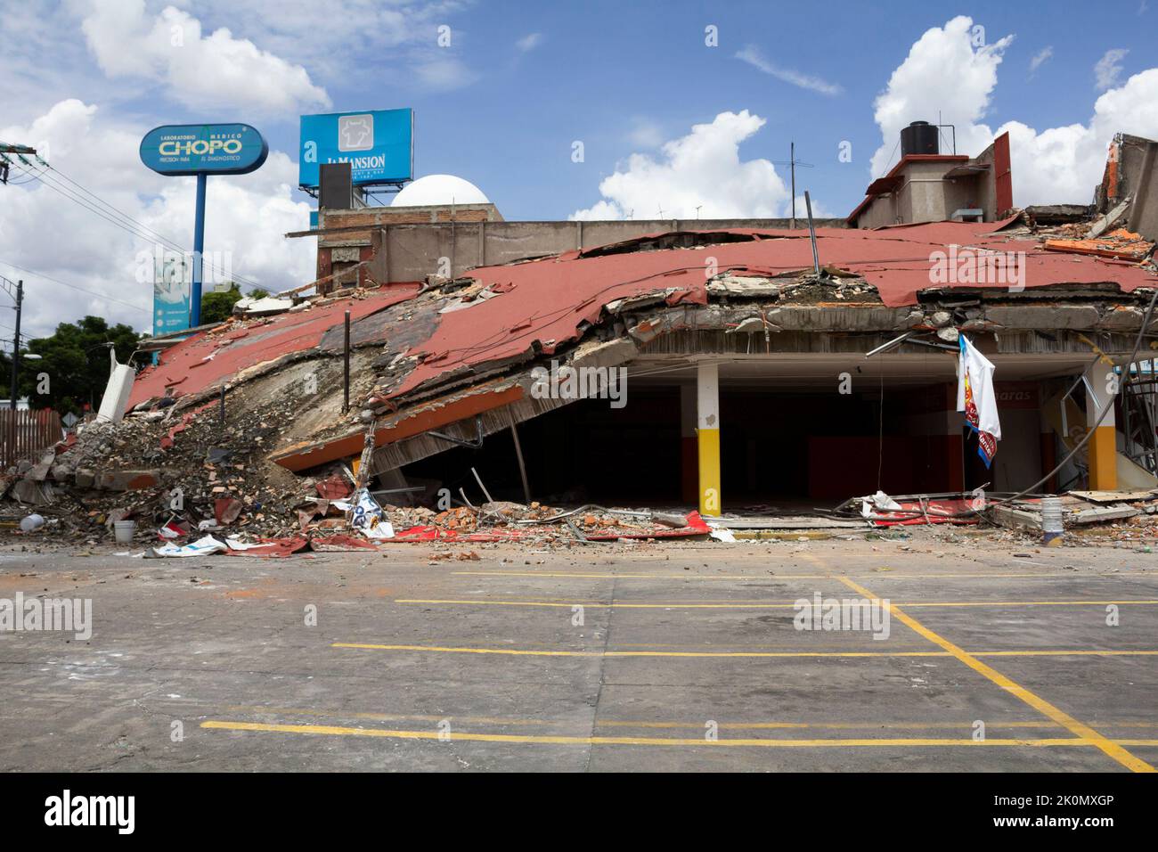 Damaged building. In 2017, an 8.1-magnitude earthquake jolted Mexico ...