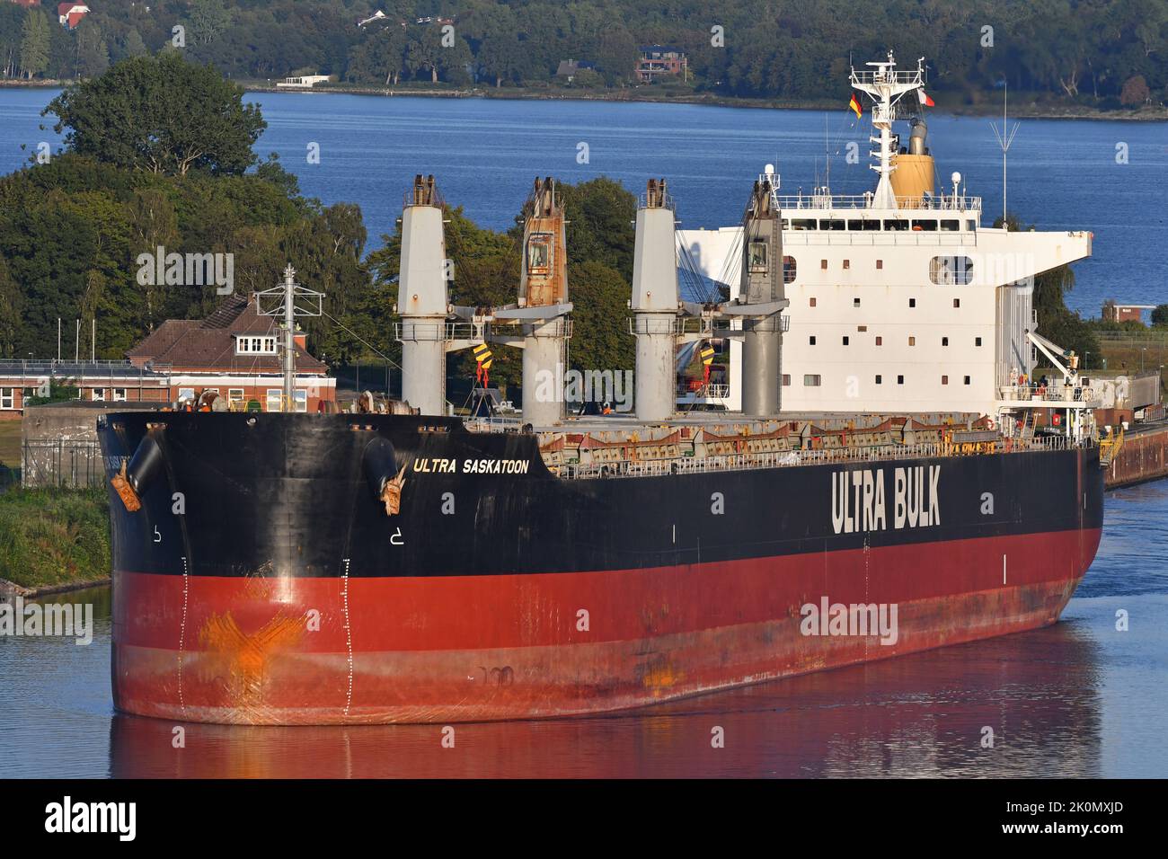 Supramax Bulkcarrier ULTRA SASKATOON Stock Photo - Alamy