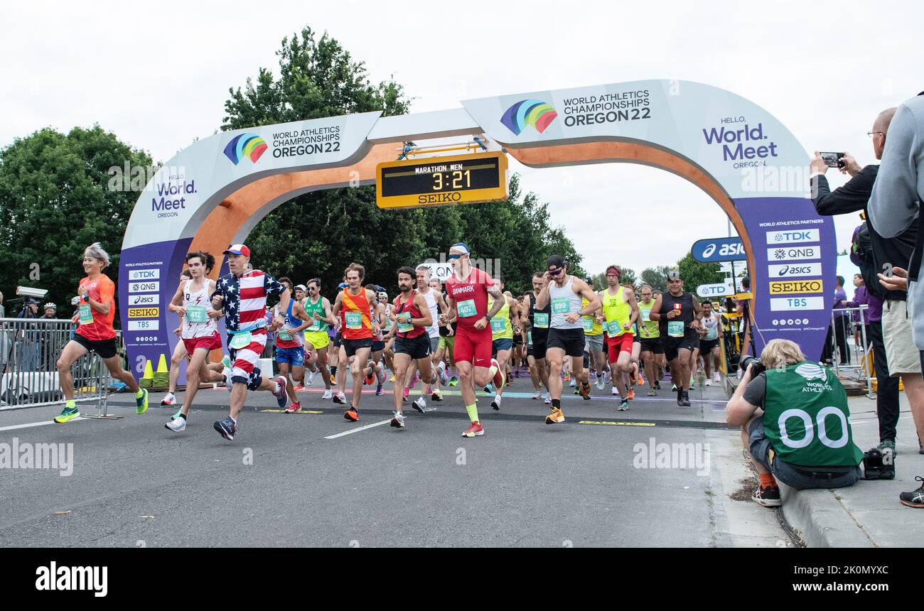 Start of the people’s fun run after the men’s marathon at the World ...