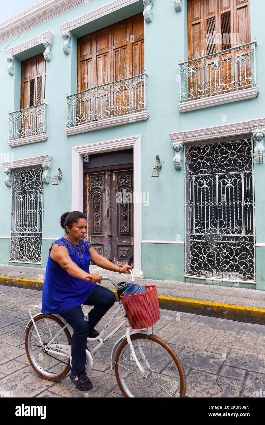 Riding colonial hi-res stock photography and images - Alamy