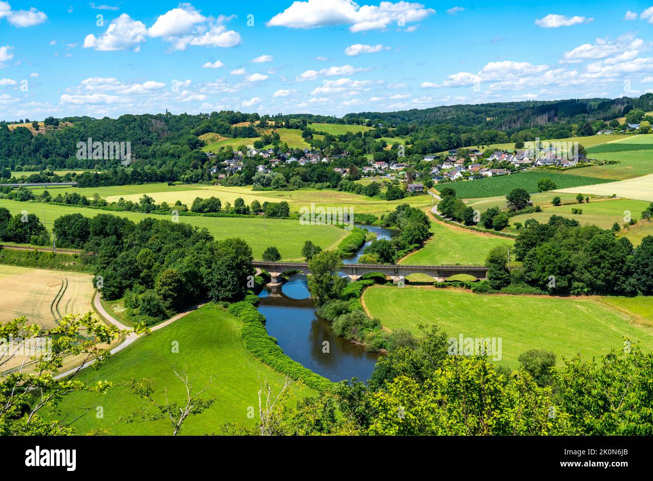 The river Sieg, between Oberauel and Blankenberg, near Hennef, bridge ...
