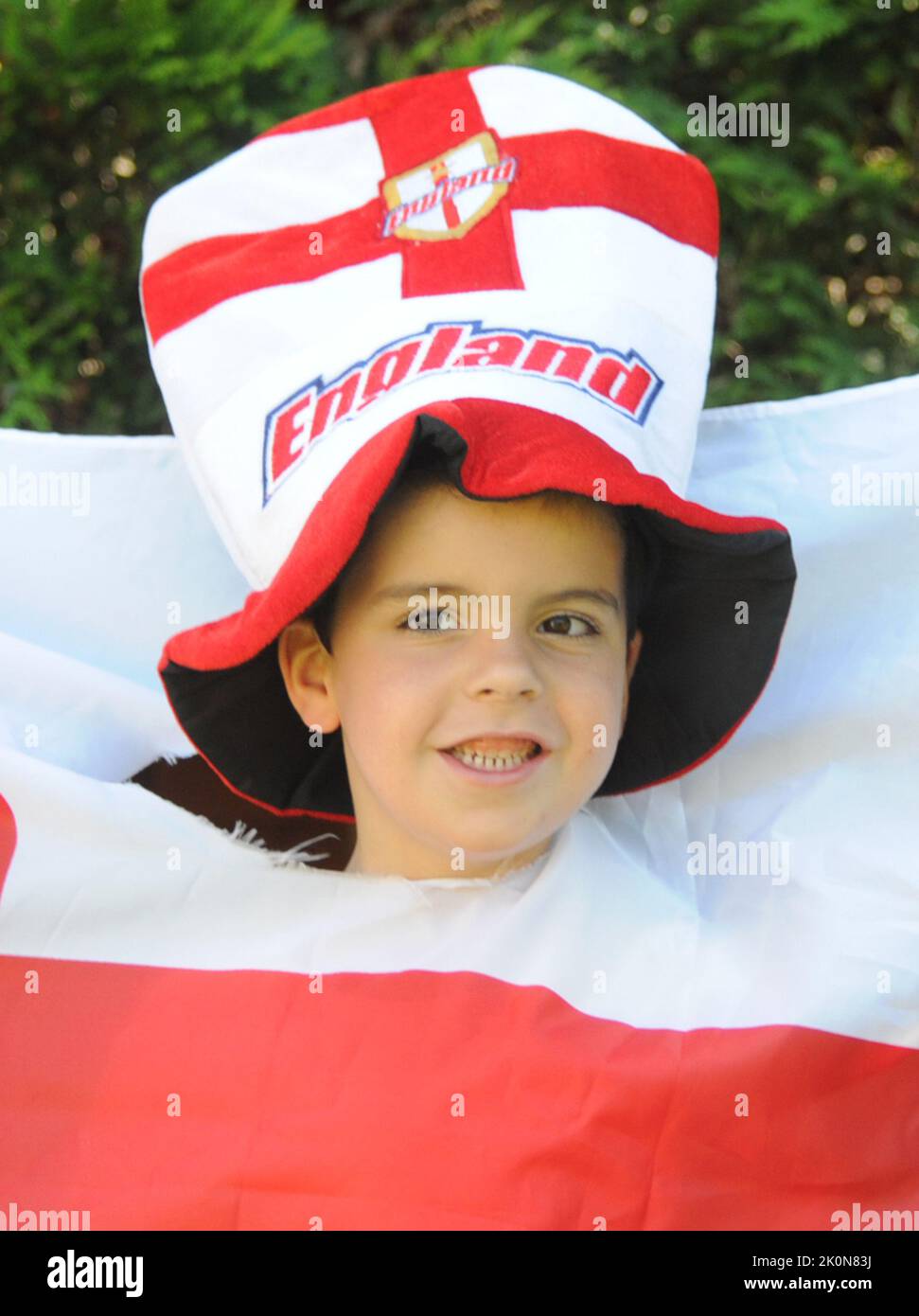 4 YEAR OLD CALLUM GRIMSHAW FROM PORTSMOUTH ALL WRAPPED UP IN HIS ...
