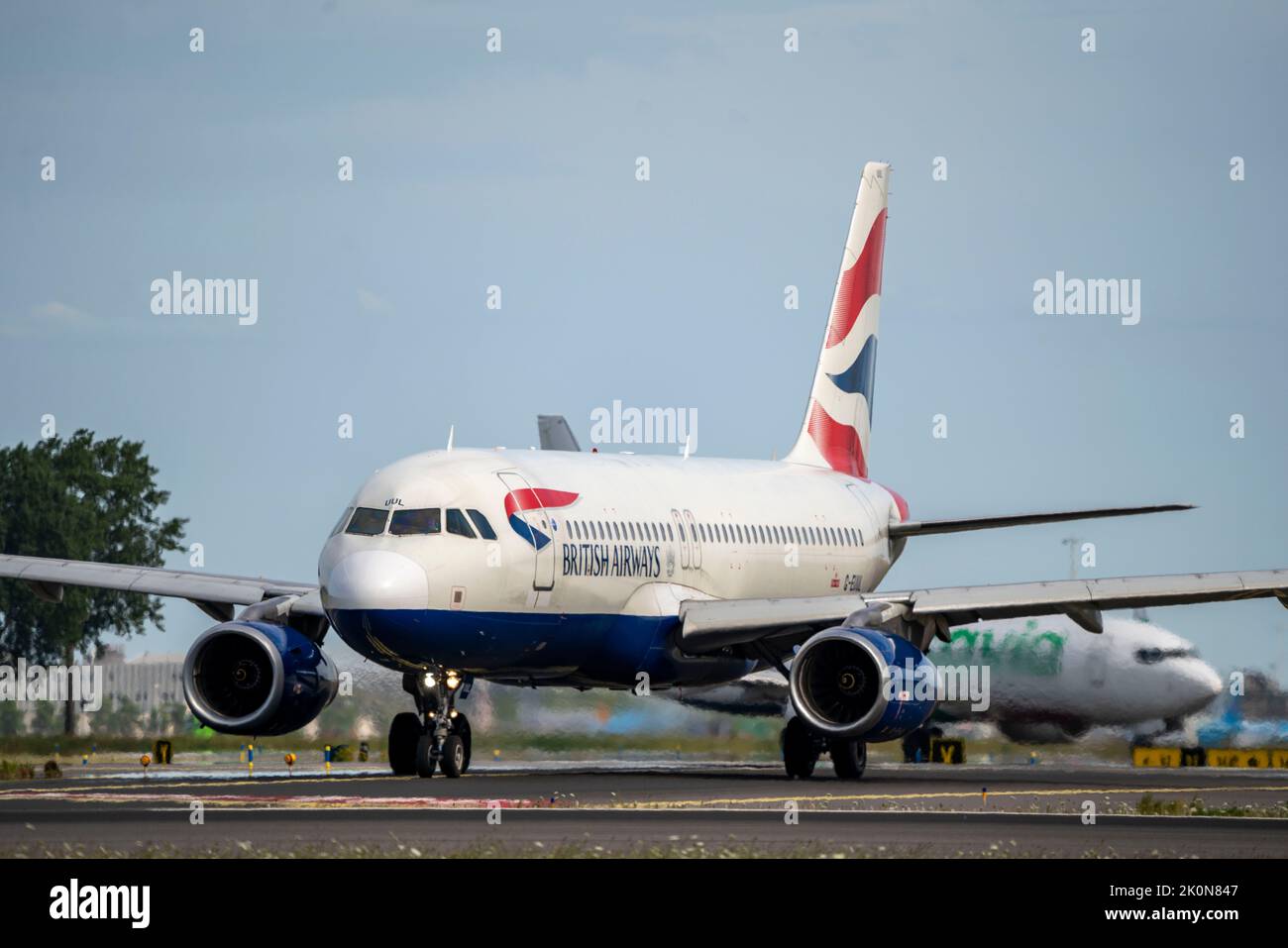 Amsterdam Schiphol Airport, British Airways jet, on the taxiway, to the ...