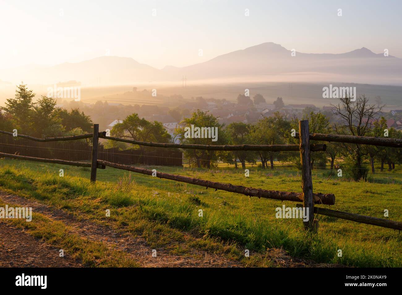 Village velka hi-res stock photography and images - Alamy