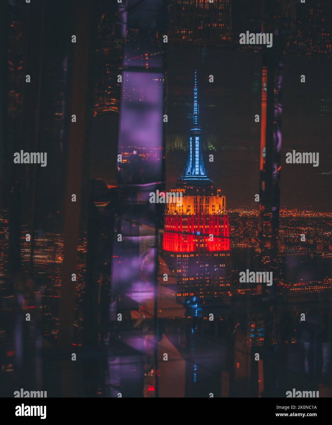 Empire state building colors hi-res stock photography and images - Alamy