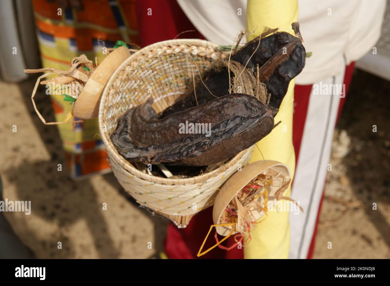 Yellow loincloth hi-res stock photography and images - Alamy