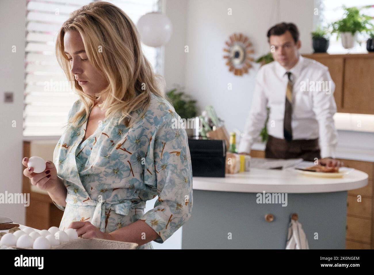 DON'T WORRY DARLING, from left: Florence Pugh, Harry Styles, 2022. ph ...