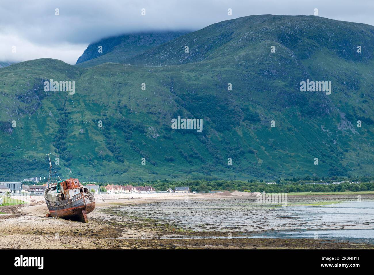 On the shore of Loch Linnhe,on Caol beach,with Ben Nevis as a backdrop ...