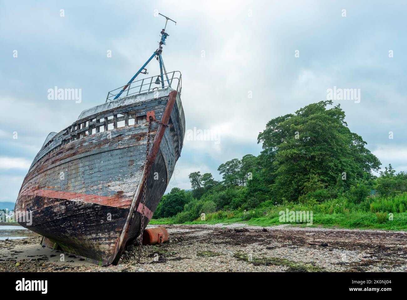 On the shore of Loch Linnhe,on Caol beach,with Ben Nevis as a backdrop ...