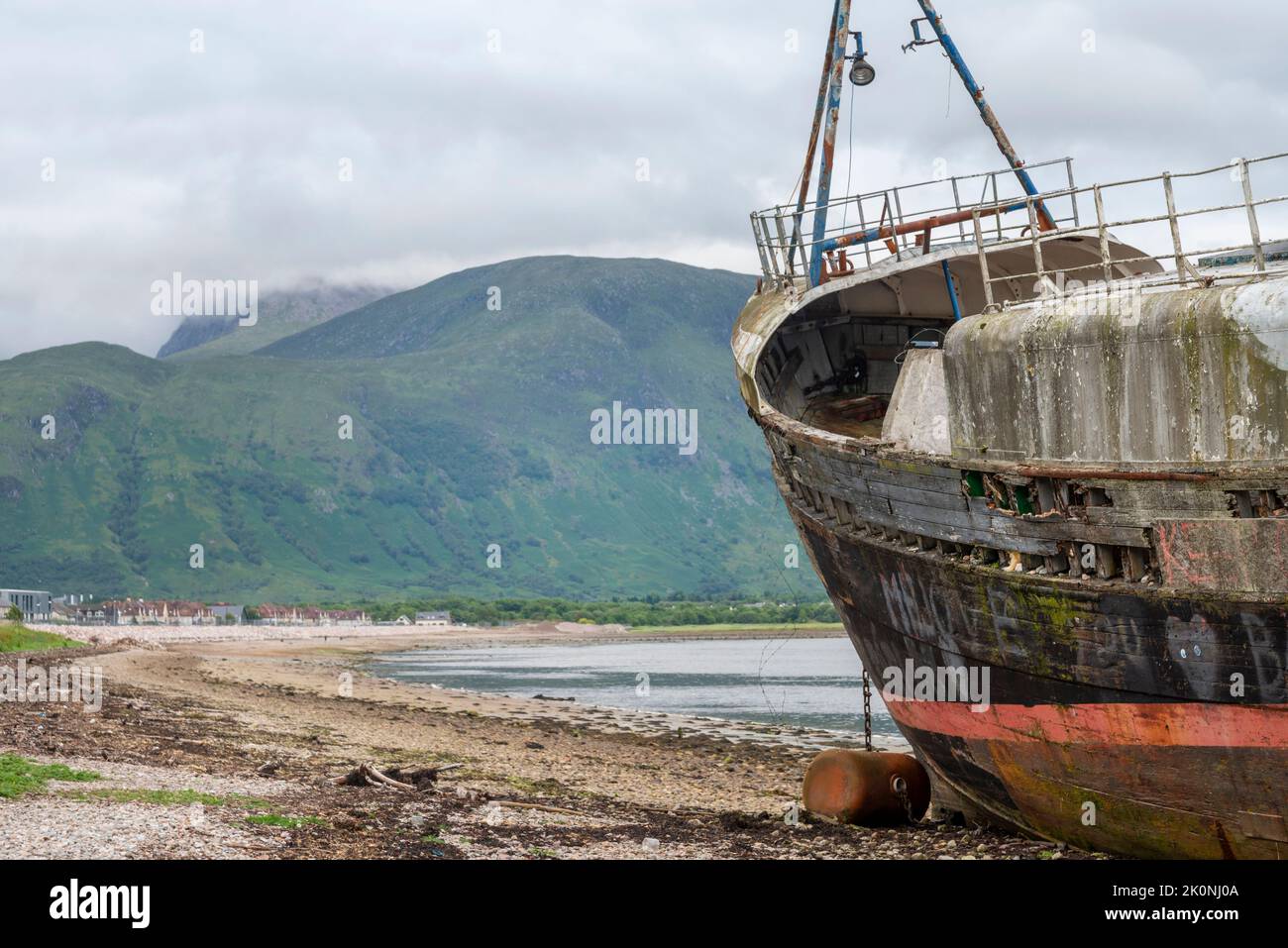 On the shore of Loch Linnhe,on Caol beach,with Ben Nevis as a backdrop ...