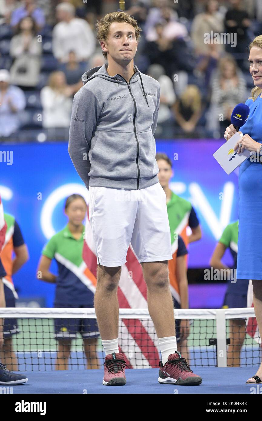 New York, USA. 11th Sep, 2022. Casper Ruud, of Norway, stands during ...