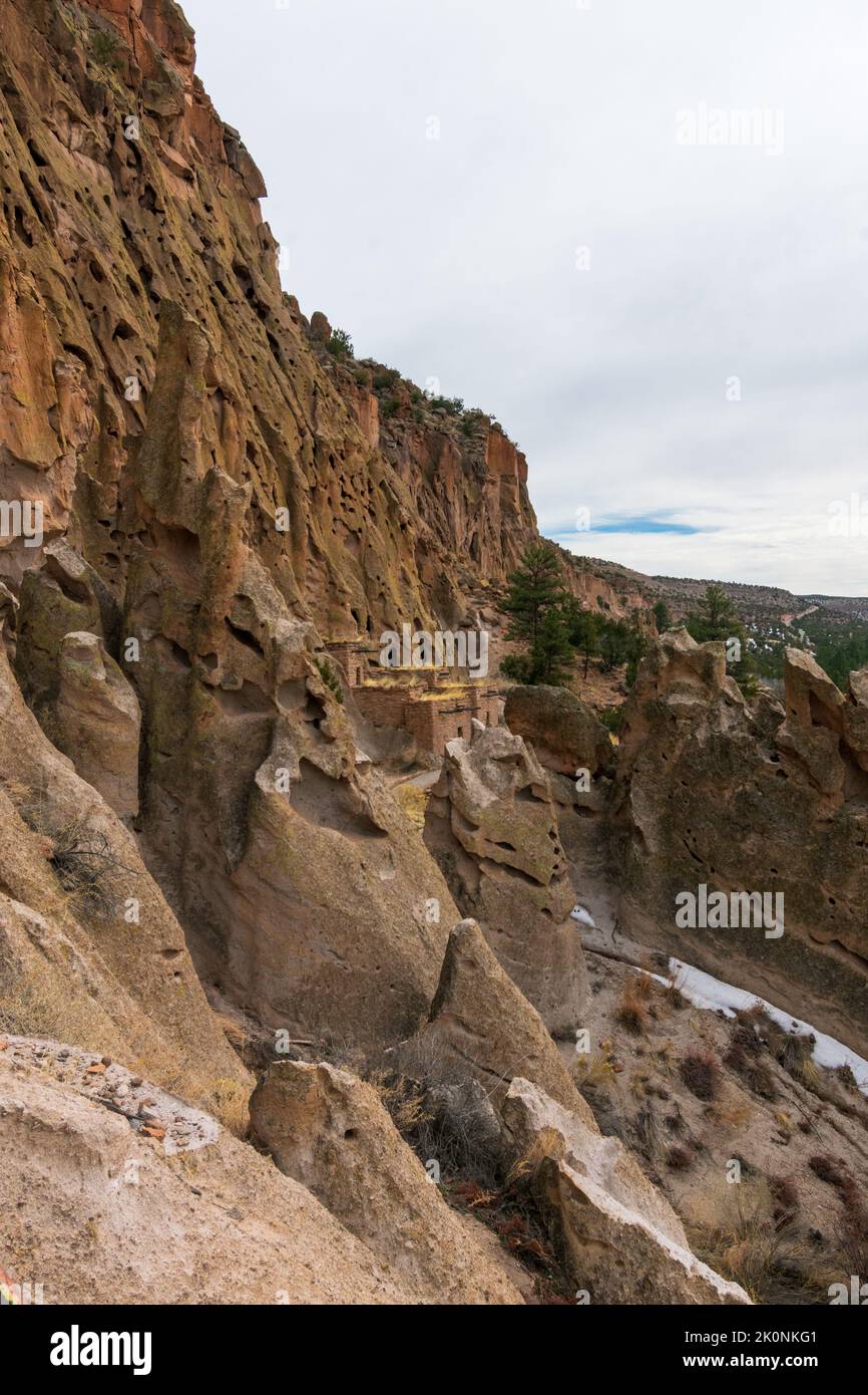 Red rocks jemez new mexico hi-res stock photography and images - Alamy