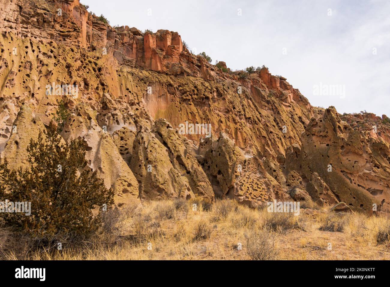 Red rocks jemez new mexico hi-res stock photography and images - Alamy