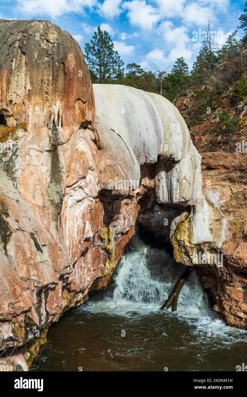Soda dam jemez mountains hi-res stock photography and images - Alamy