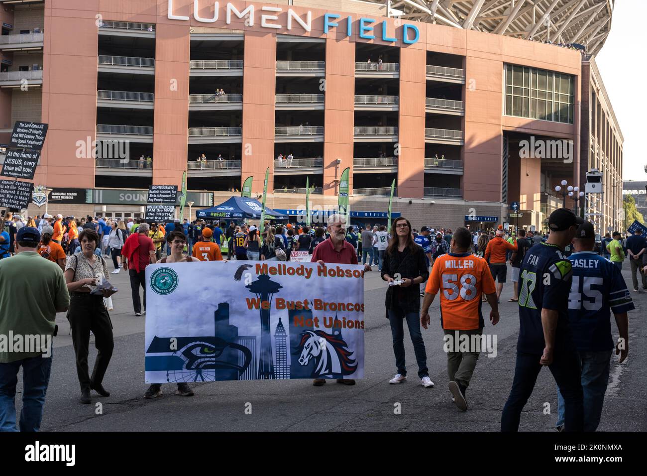 Seattle, USA. 12th Sep, 2022. A pro-union members at Lumen Field before ...