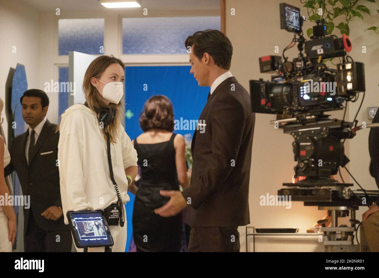 DON'T WORRY DARLING, from left: director Olivia Wilde, Harry Styles, on ...