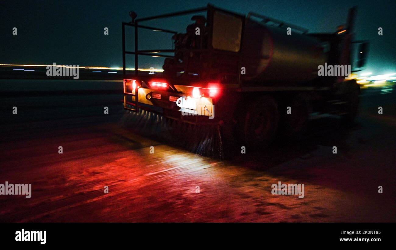 577th expeditionary prime beef squadron hi-res stock photography and ...