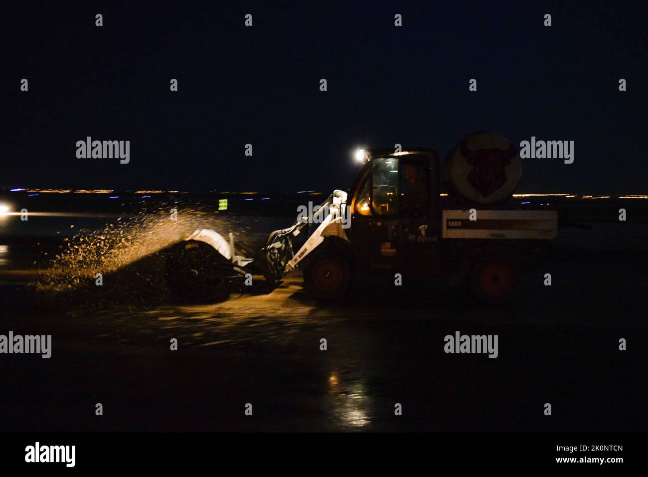 577th expeditionary prime beef squadron hi-res stock photography and ...