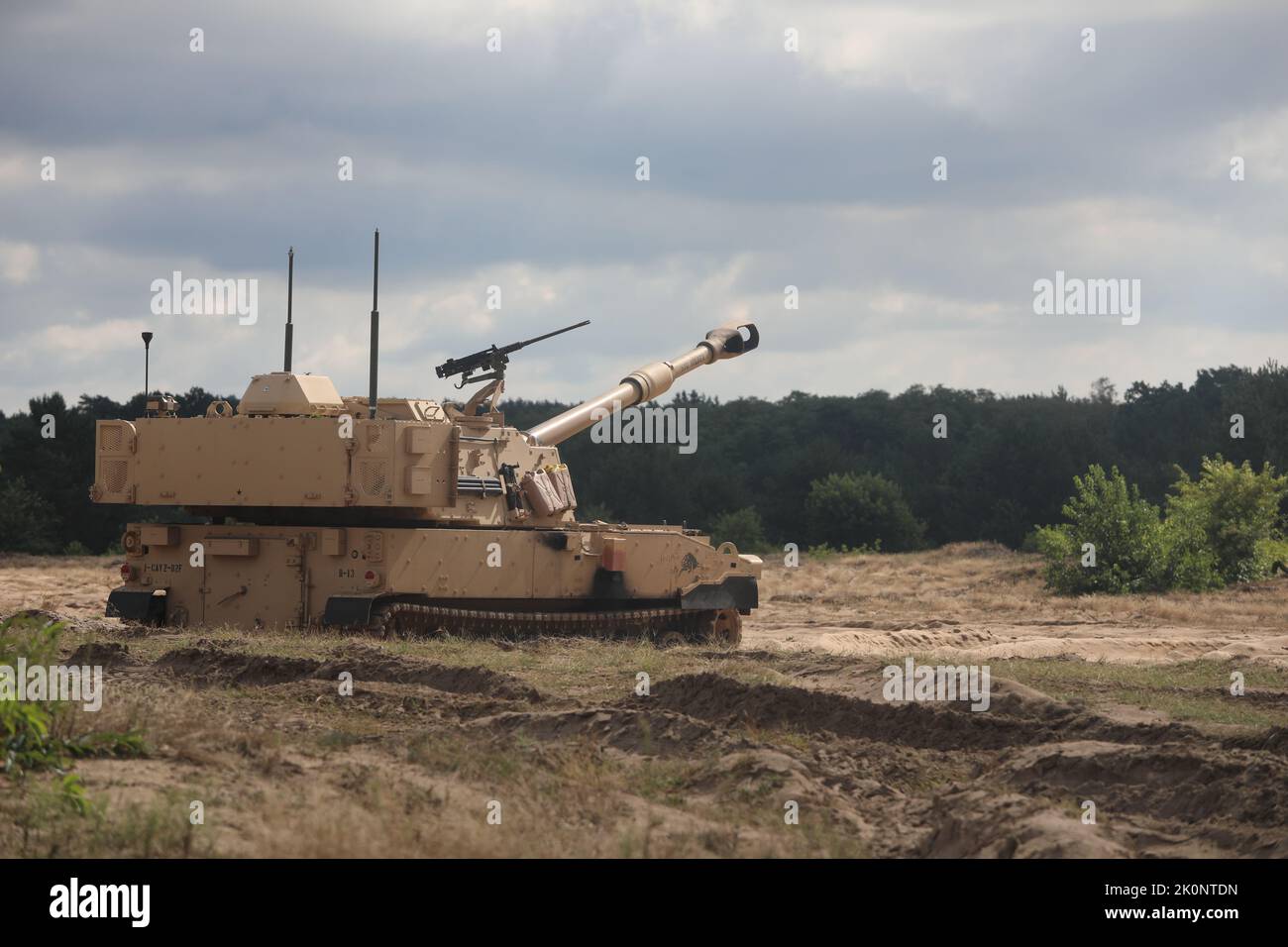U.S. Army soldiers assigned to 2-82 Field Artillery Regiment, 3rd ...