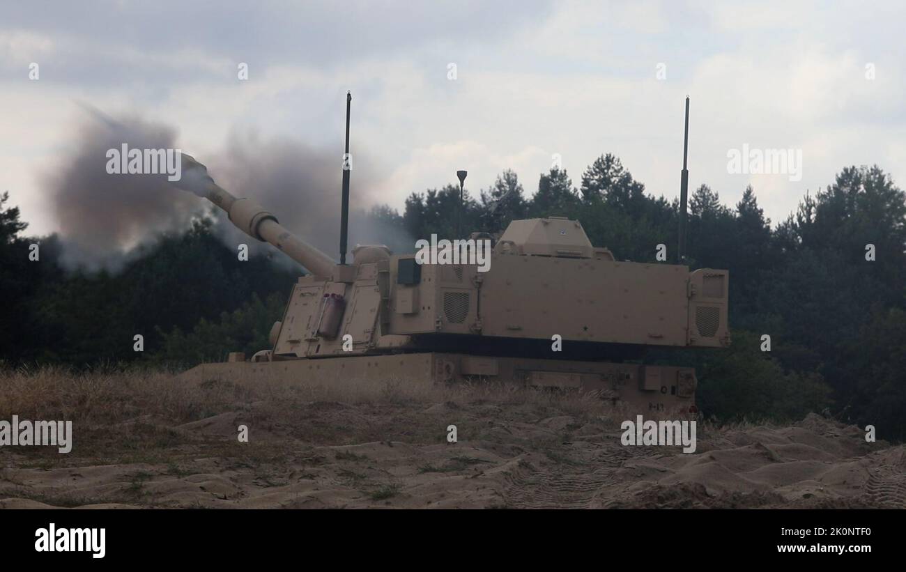 U.S. Army soldiers assigned to 2-82 Field Artillery Regiment, 3rd ...