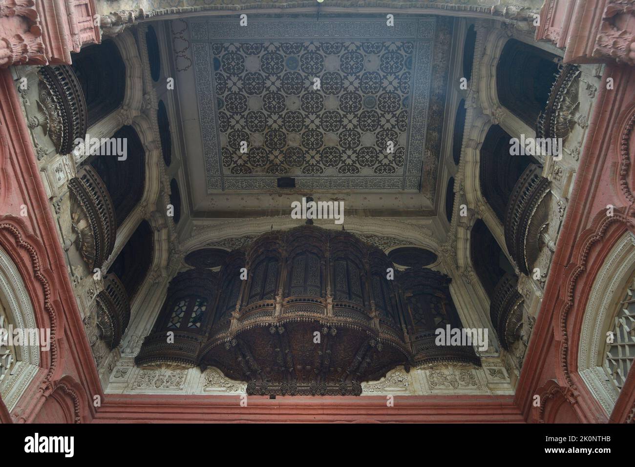 Chiniot, Punjab, Pakistan. 12th Sep, 2022. Pakistani photographers ...