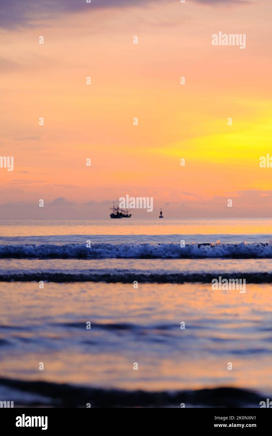 Beautiful sunset view on the beach. Colorful sea beach sunset with ...