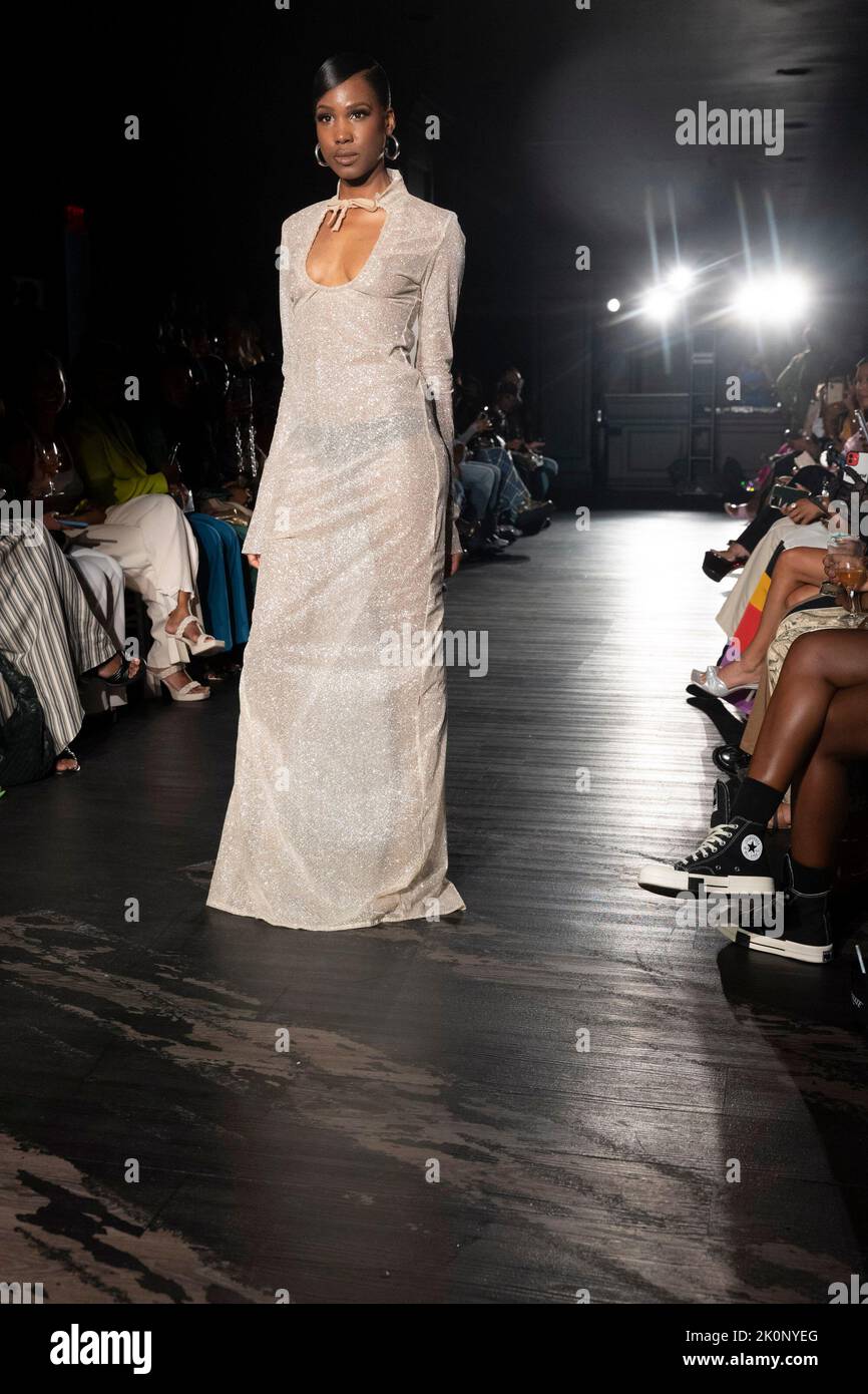 New York, New York, USA. 12th Sep, 2022. Models walk the runway for ...