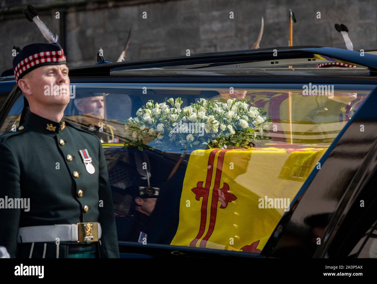 Abbey Strand, Palace of Holyroohouse, Edinburgh, UK. 12th Sep, 2022. UK ...