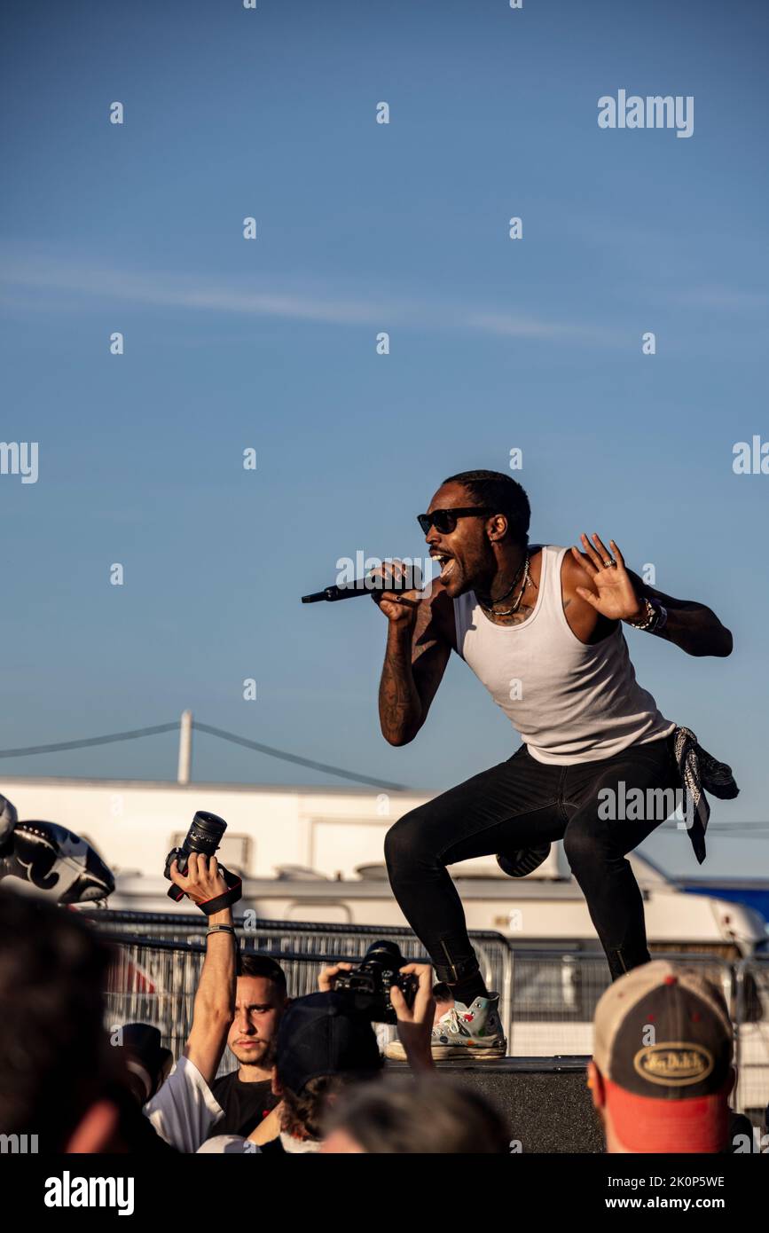 Bretigny sur Orge, France. 11th Sep, 2022. Skip The Use performs on the ...