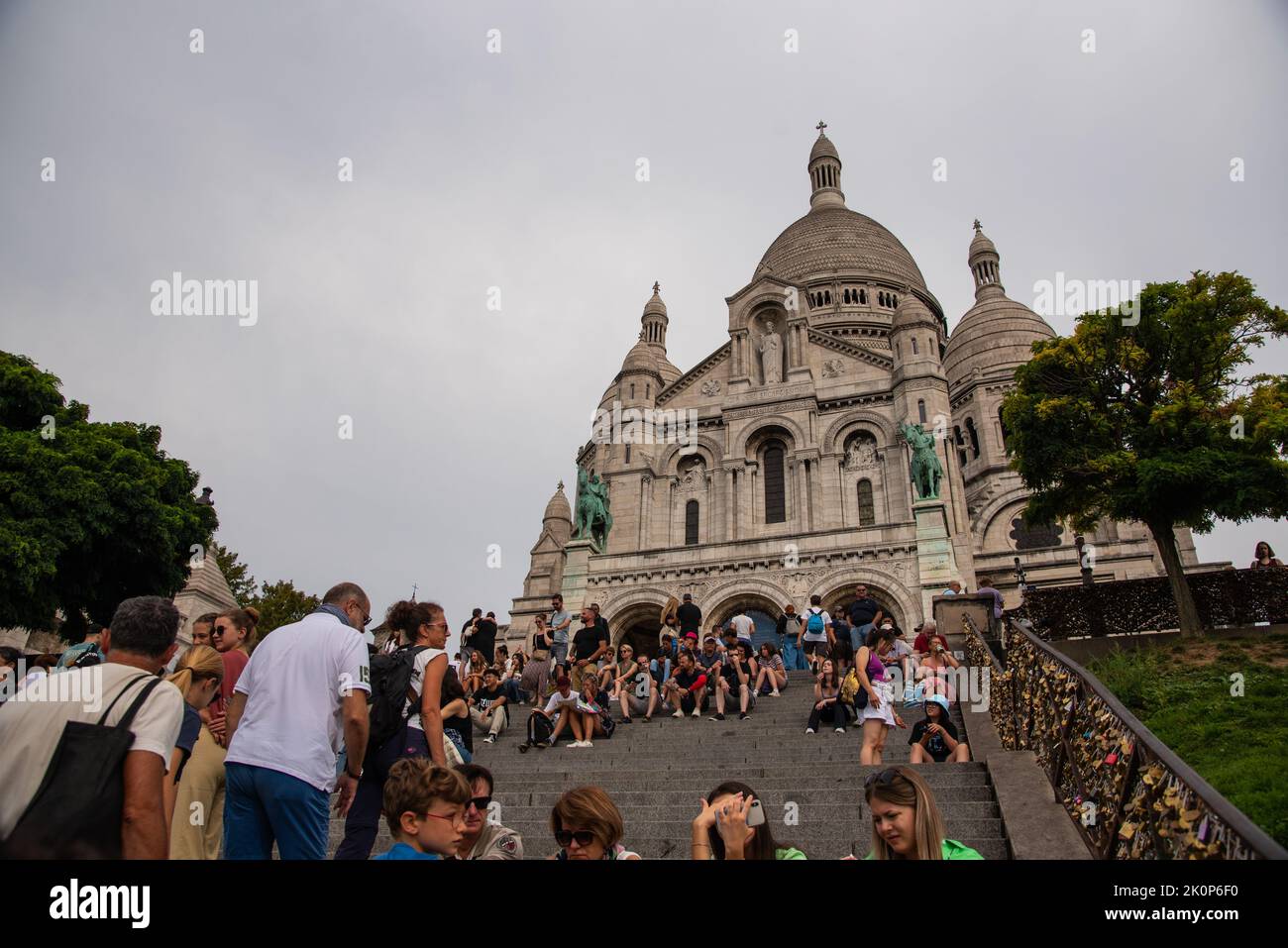Montmartre paris sacre coeur staircase hi-res stock photography and ...