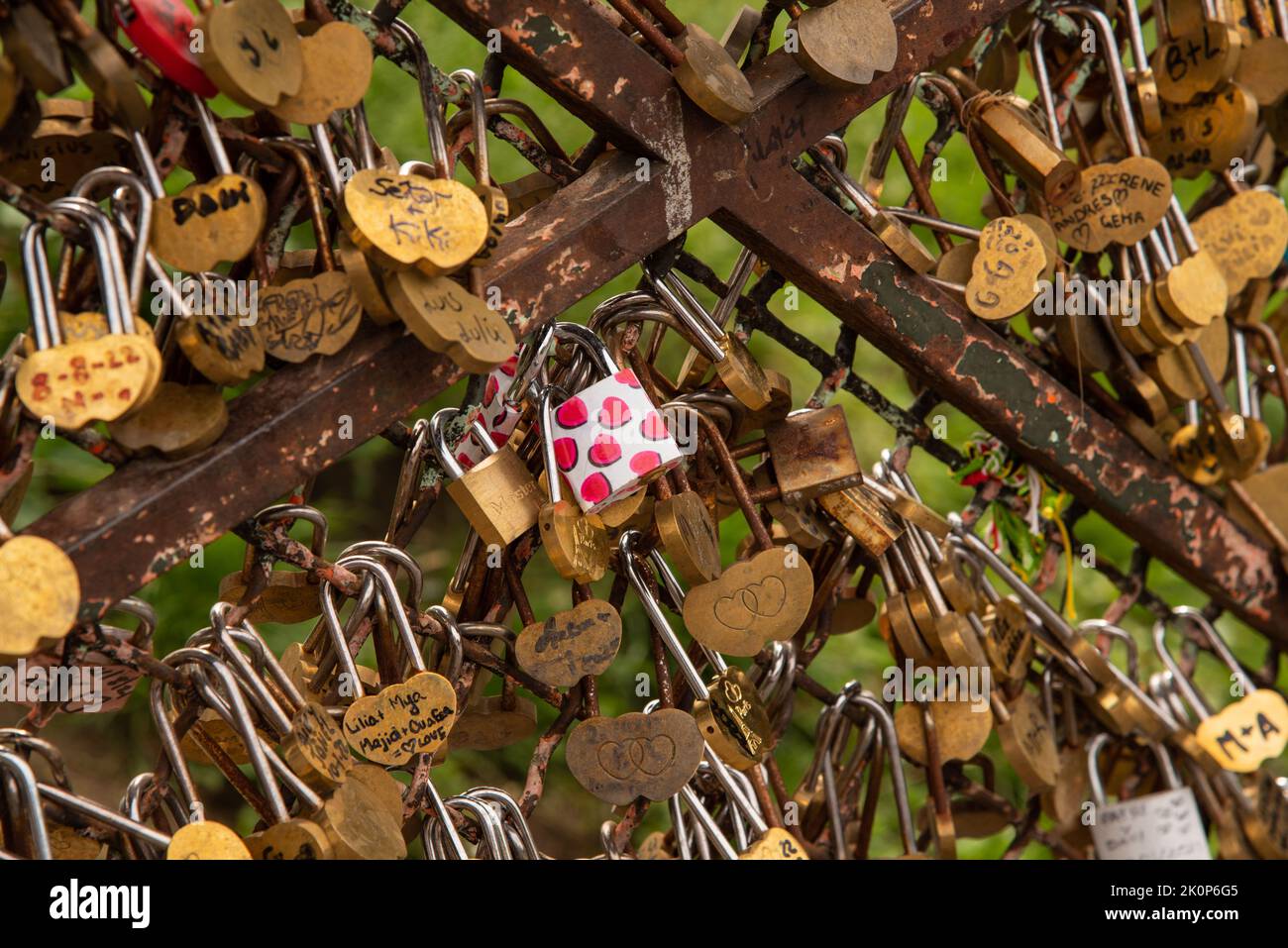 2022 love hi-res stock photography and images - Alamy