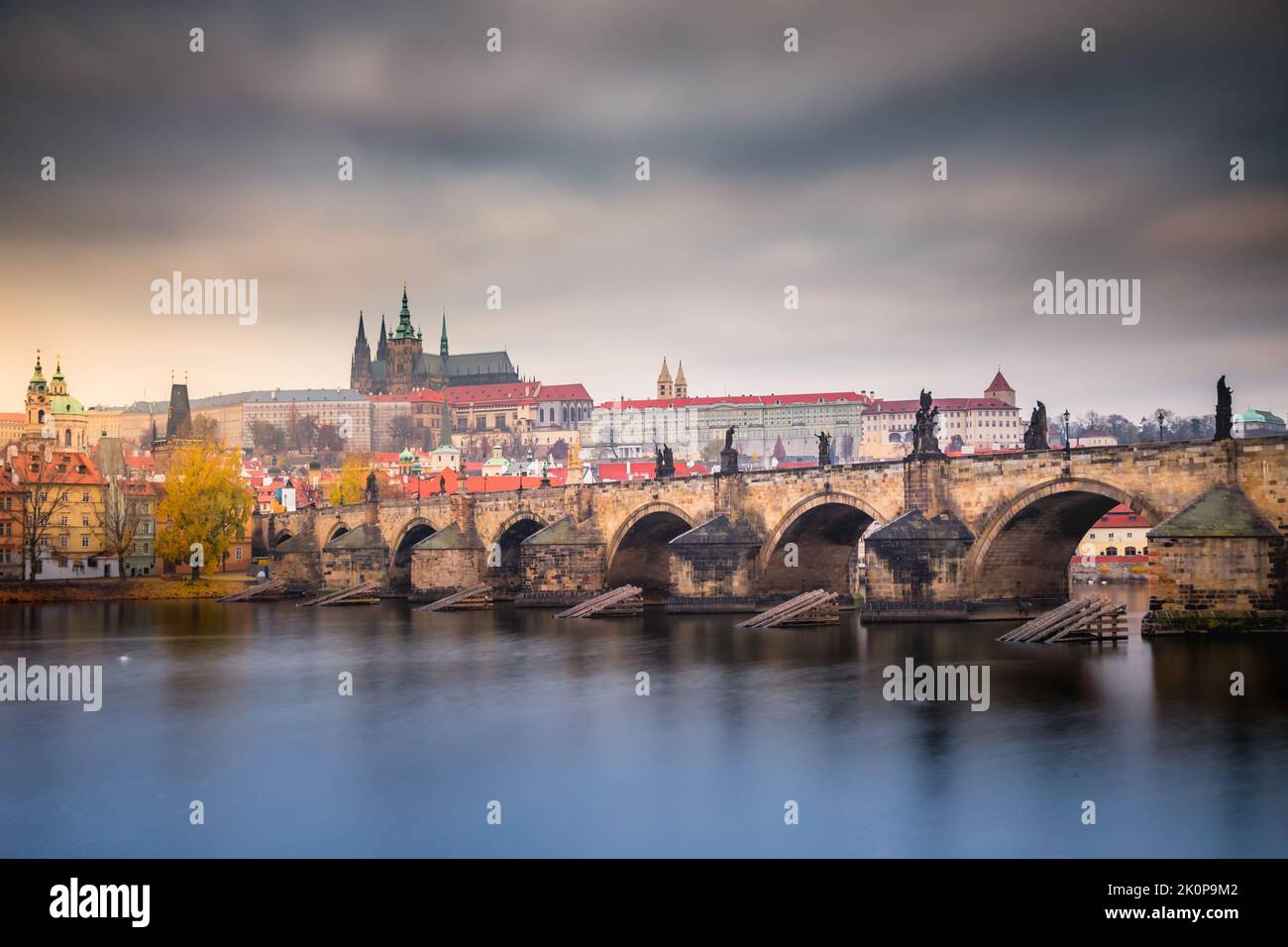 Charles bridge at dramatic dawn, Medieval Prague, Czech Republic Stock Photo - Alamy