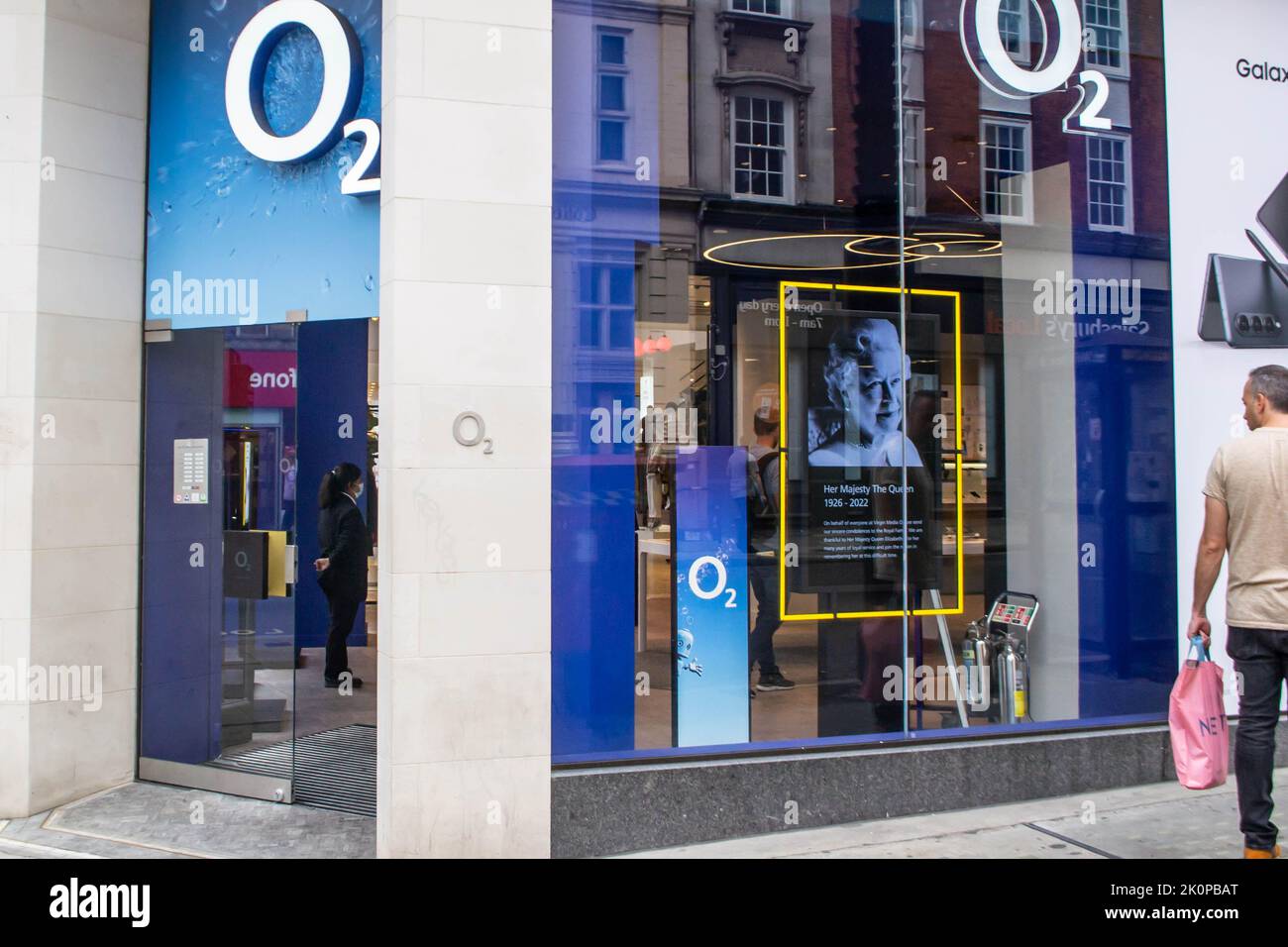 OXFORD STREET, LONDON, ENGLAND- 10 September 2022: Tribute to the Queen ...